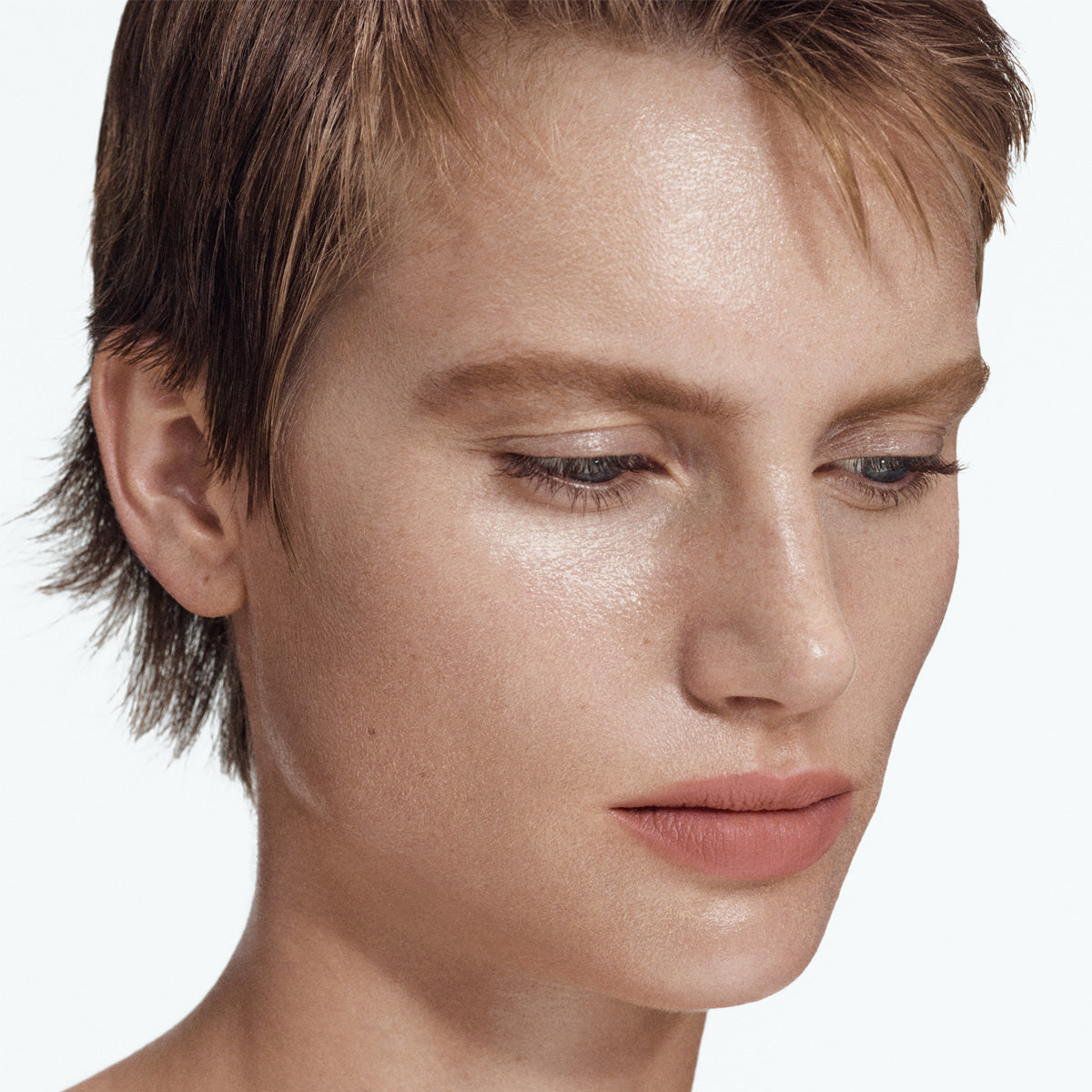 Liquid Lipstick Matte Muted Cry 112 | escentials.com